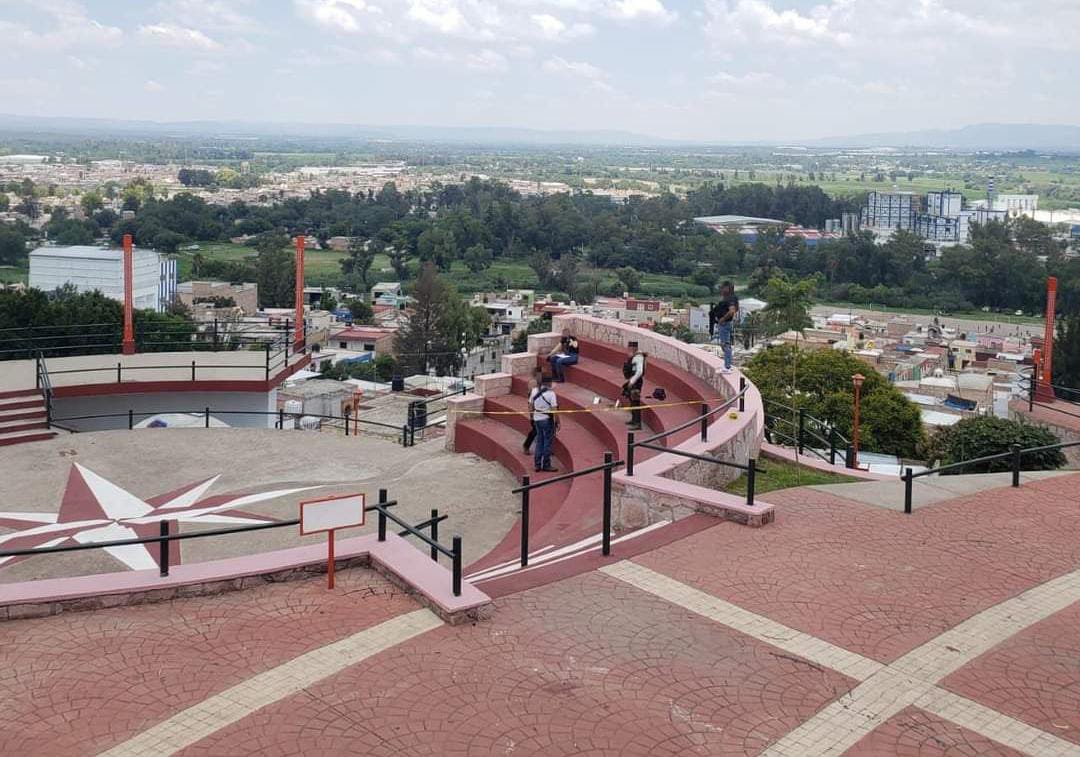 Hallan auto donde viajaban jóvenes desaparecidos en Lagos de Moreno - Tráfico ZMG